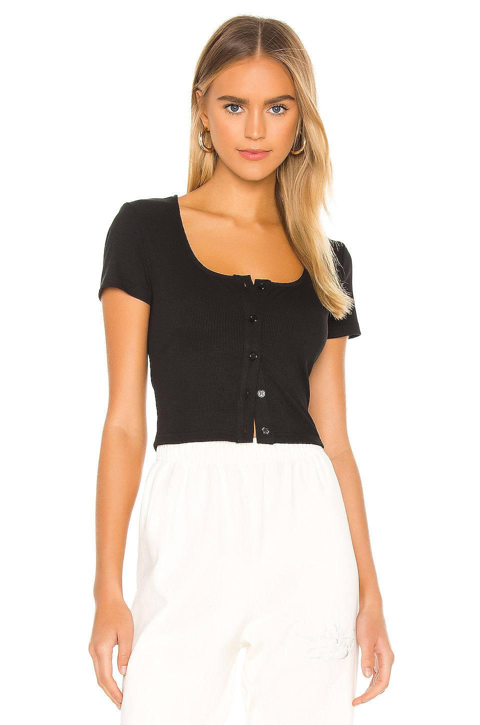 15 Trendy Fashion Basics and How to Wear Them | Who What Wear