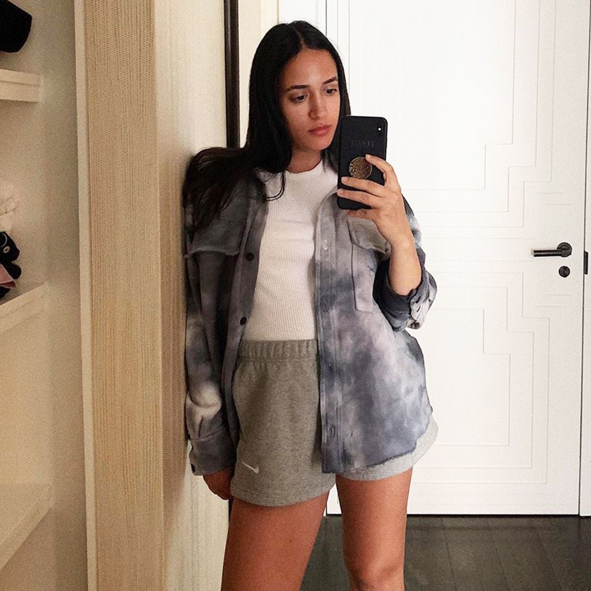 6 Simple Makeup Products I've Been Wearing in Quarantine | Who What Wear