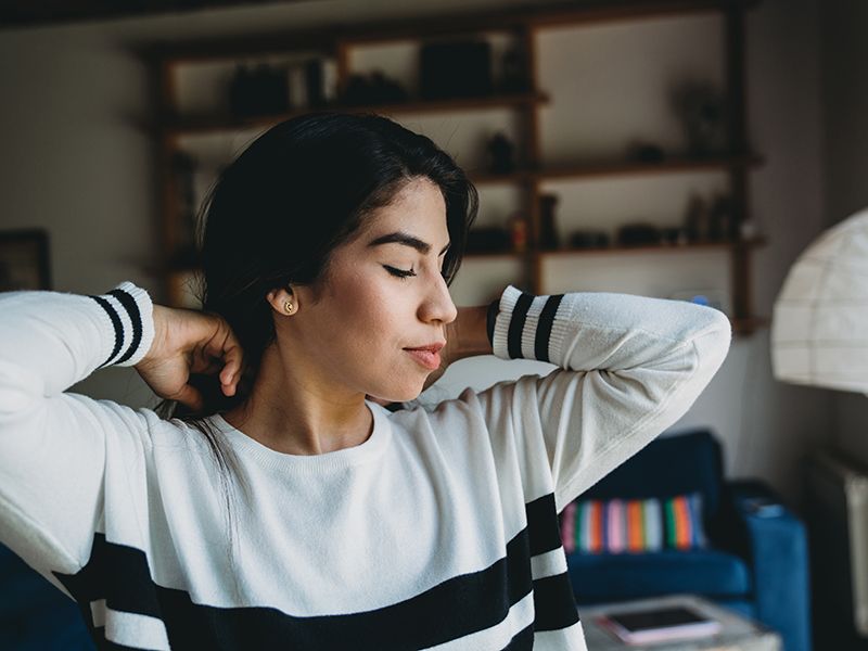 How to Check In With Yourself, According to Therapists | Who What Wear