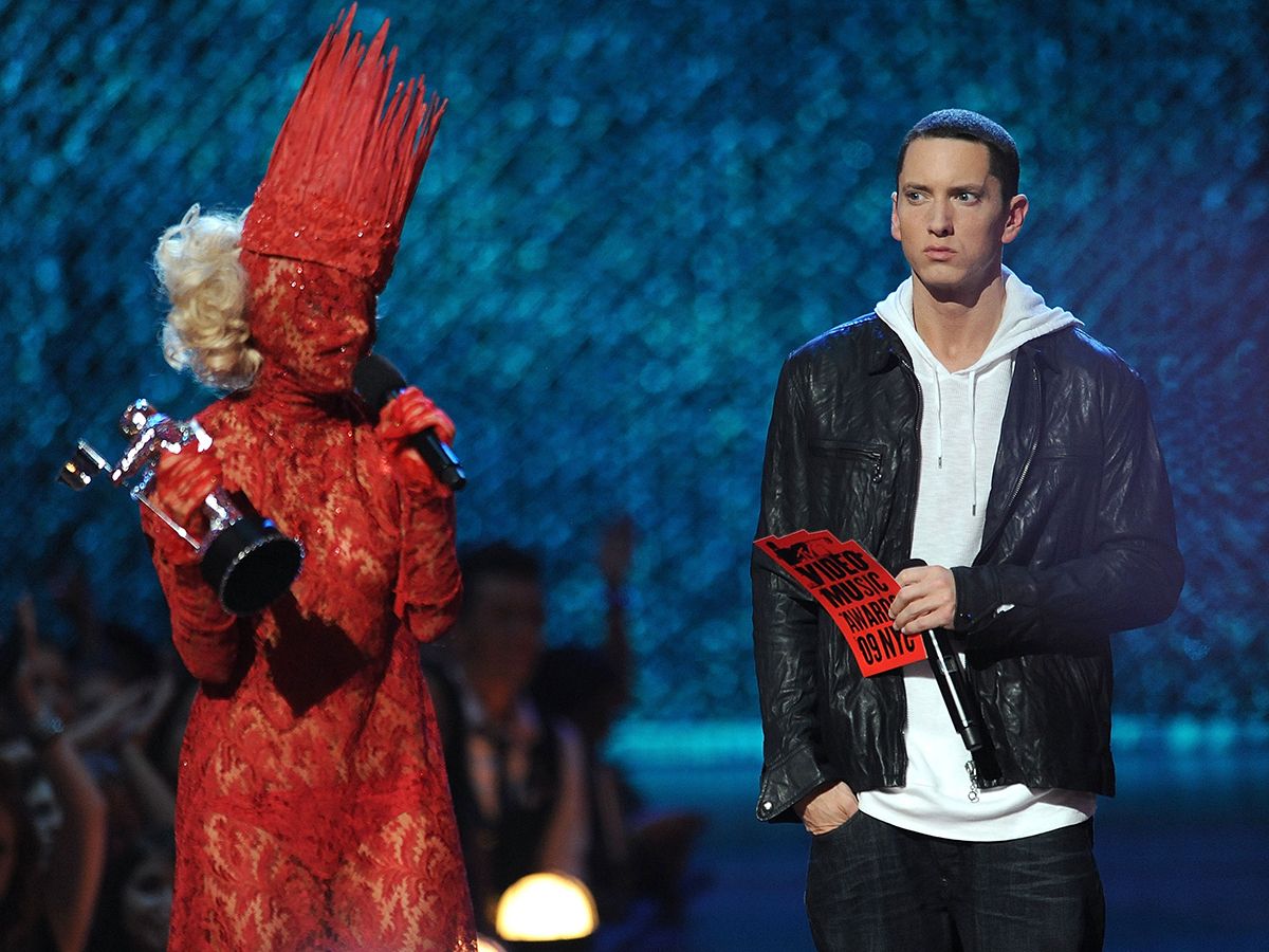 The 30 Best MTV Video Music Awards Outfits of All Time | Who What Wear