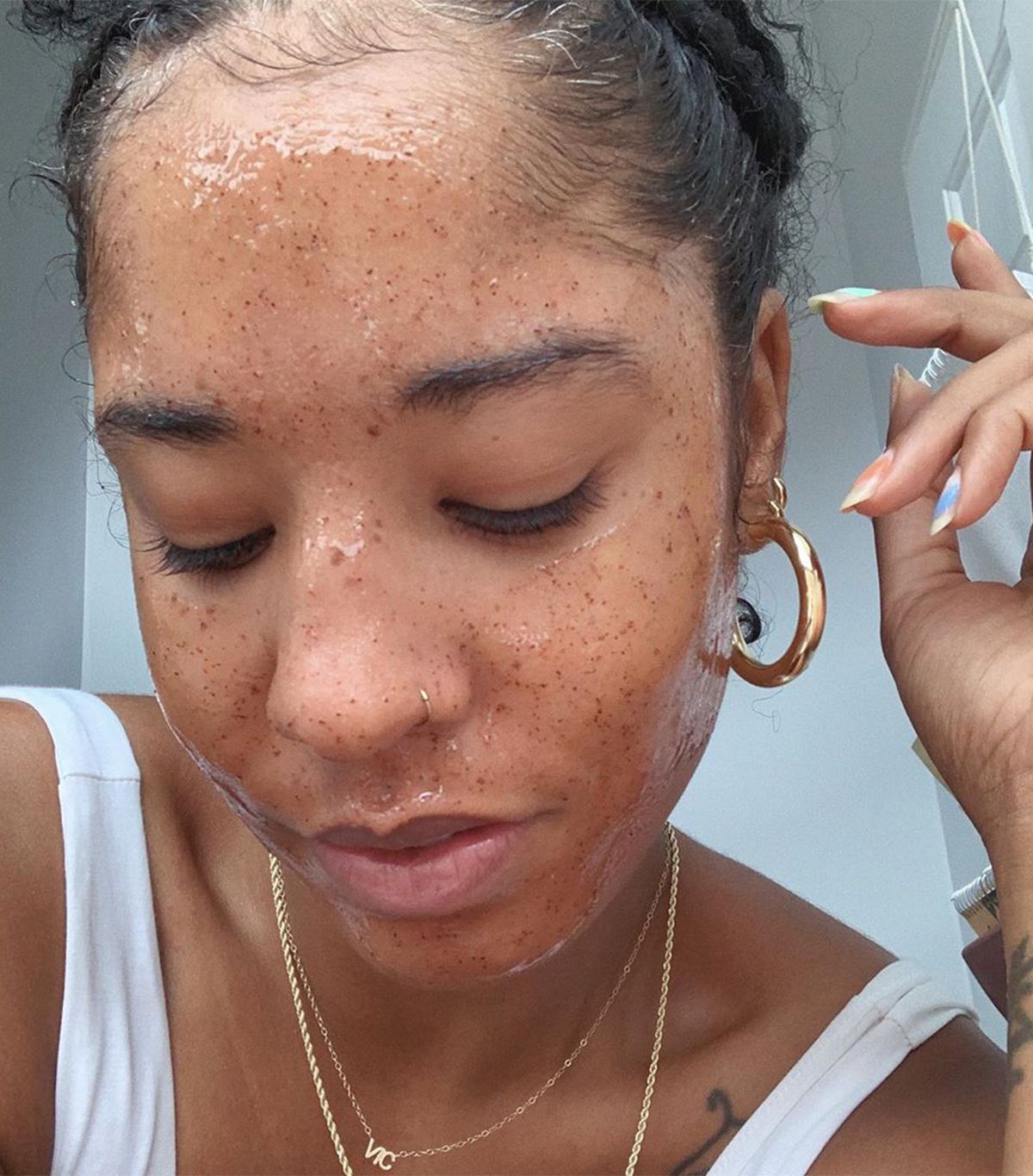 The Best Skincare Routine for Combination Skin | Who What Wear