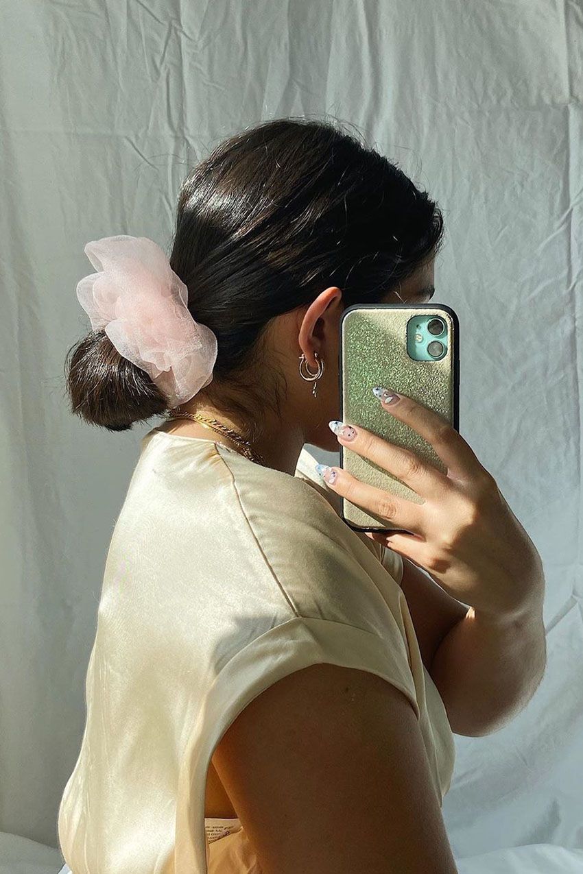The 5 Best Fall Hair Accessories Fashion Girls Are Wearing | Who What Wear
