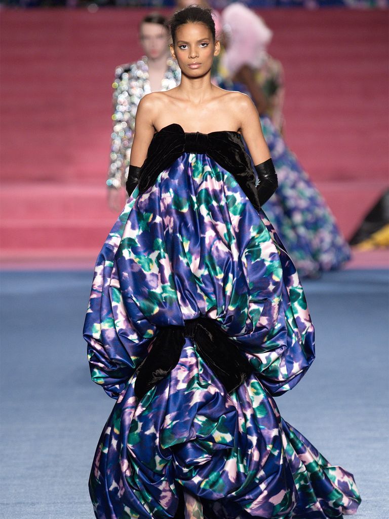 Bows Are Fall's Latest Trend—Here's How to Style Them | Who What Wear