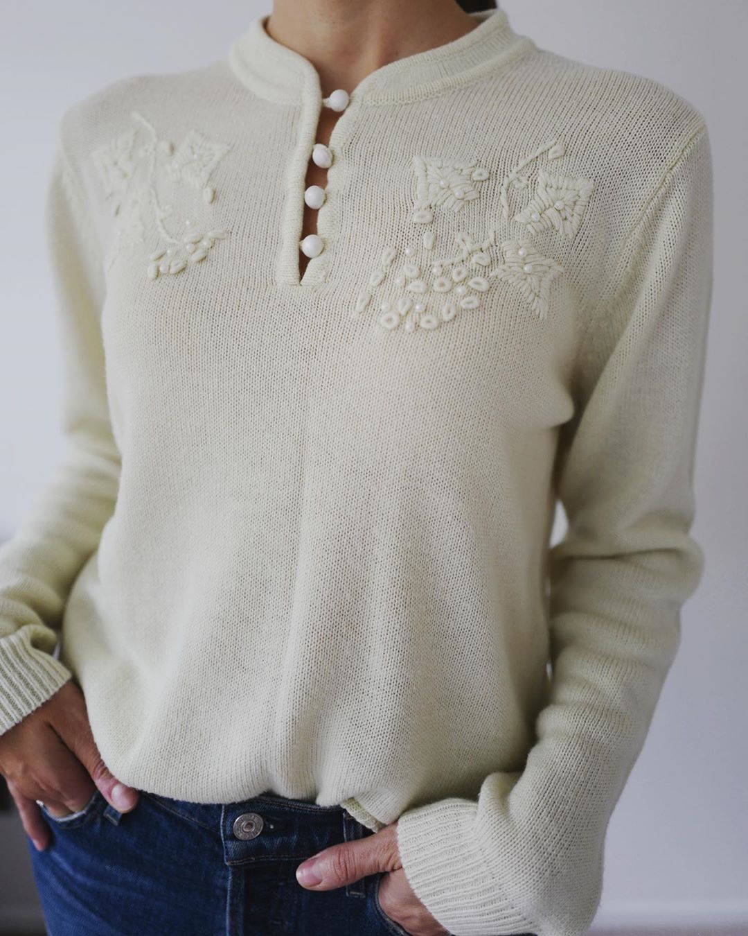 The 27 Best Vintage Sweaters for Women | Who What Wear