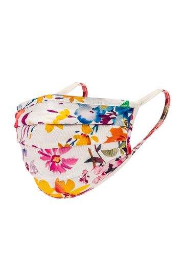 Pretty Face Masks Exist—I've Found 30 of Them | Who What Wear