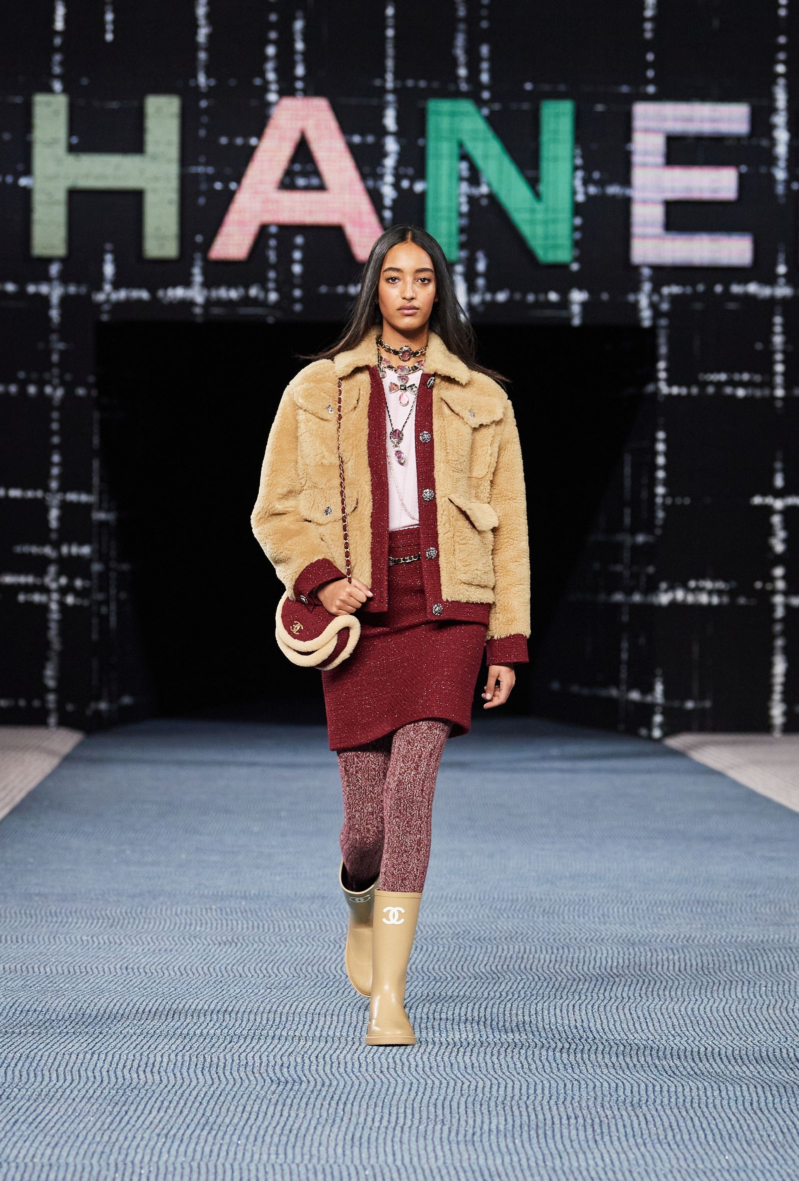 Chanel Logo Tights Are Here, and We're Obsessed | Who What Wear