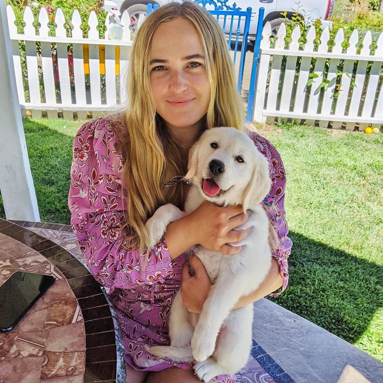 How Internet Comedian Jilly Hendrix Starts Her Mornings | Who What Wear