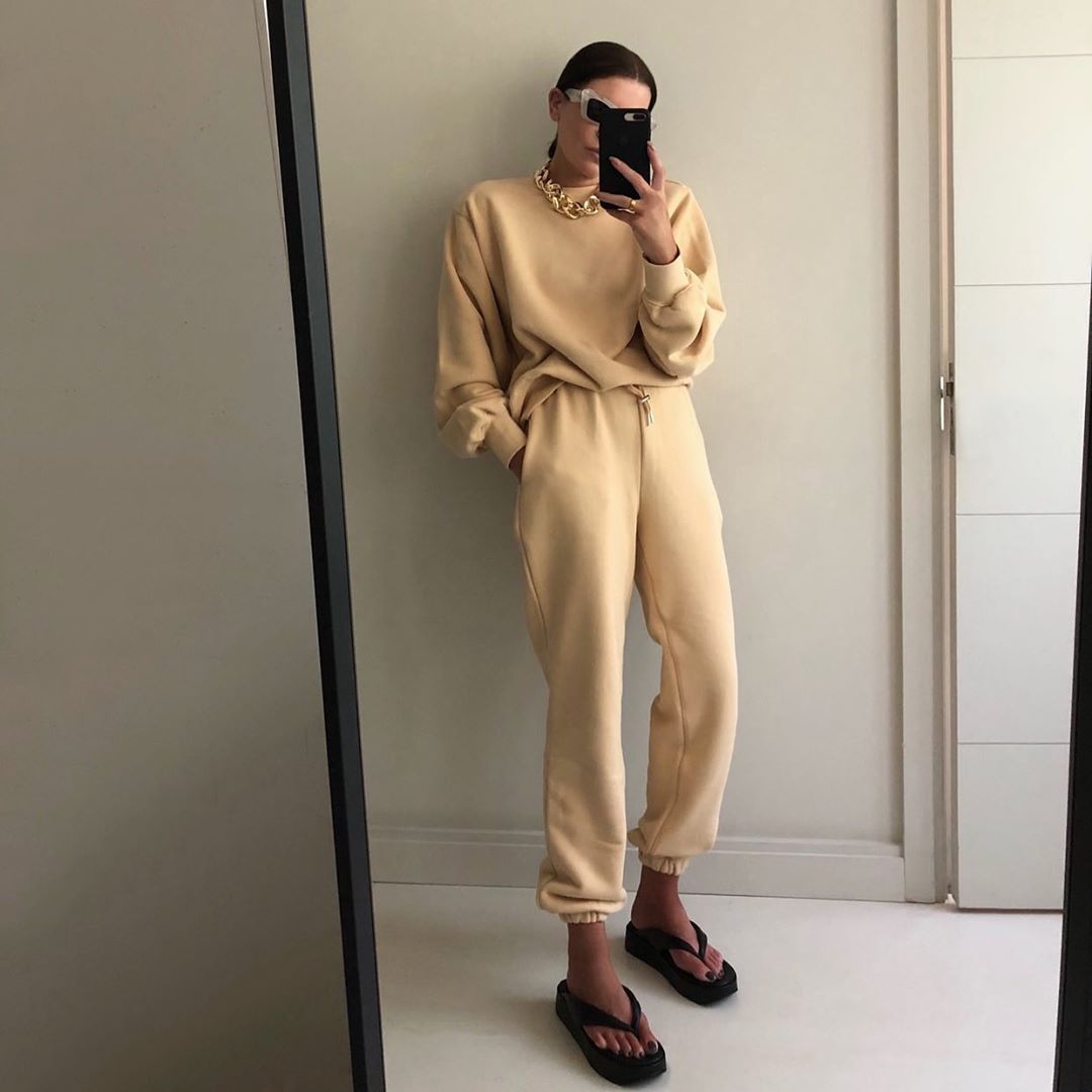 5 Comfortable Fall Outfits That Are Perfect for WFH | Who What Wear