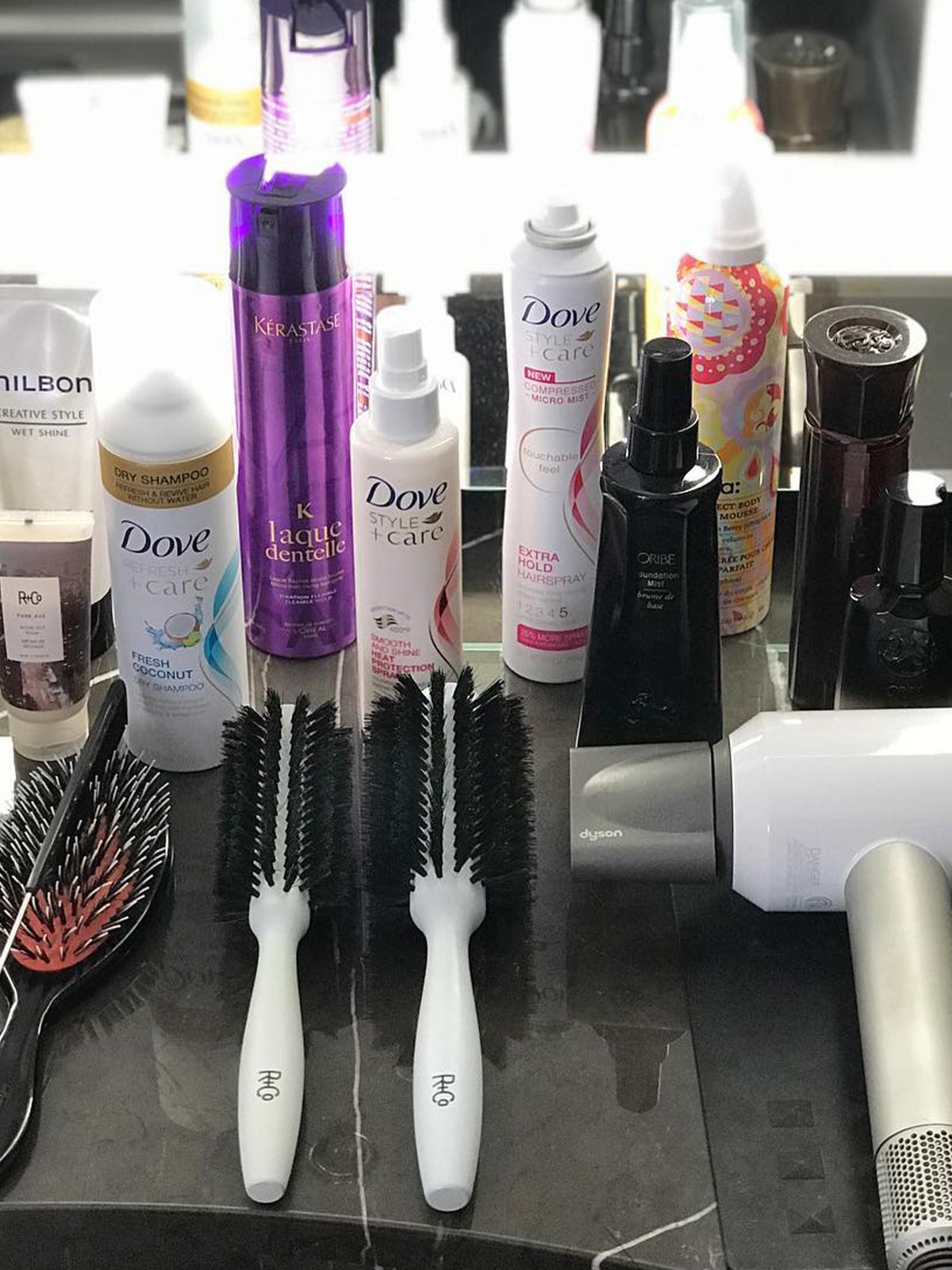 Hairstylist Cynthia Alvarez Shares All of Her Best Hair Tips | Who What ...