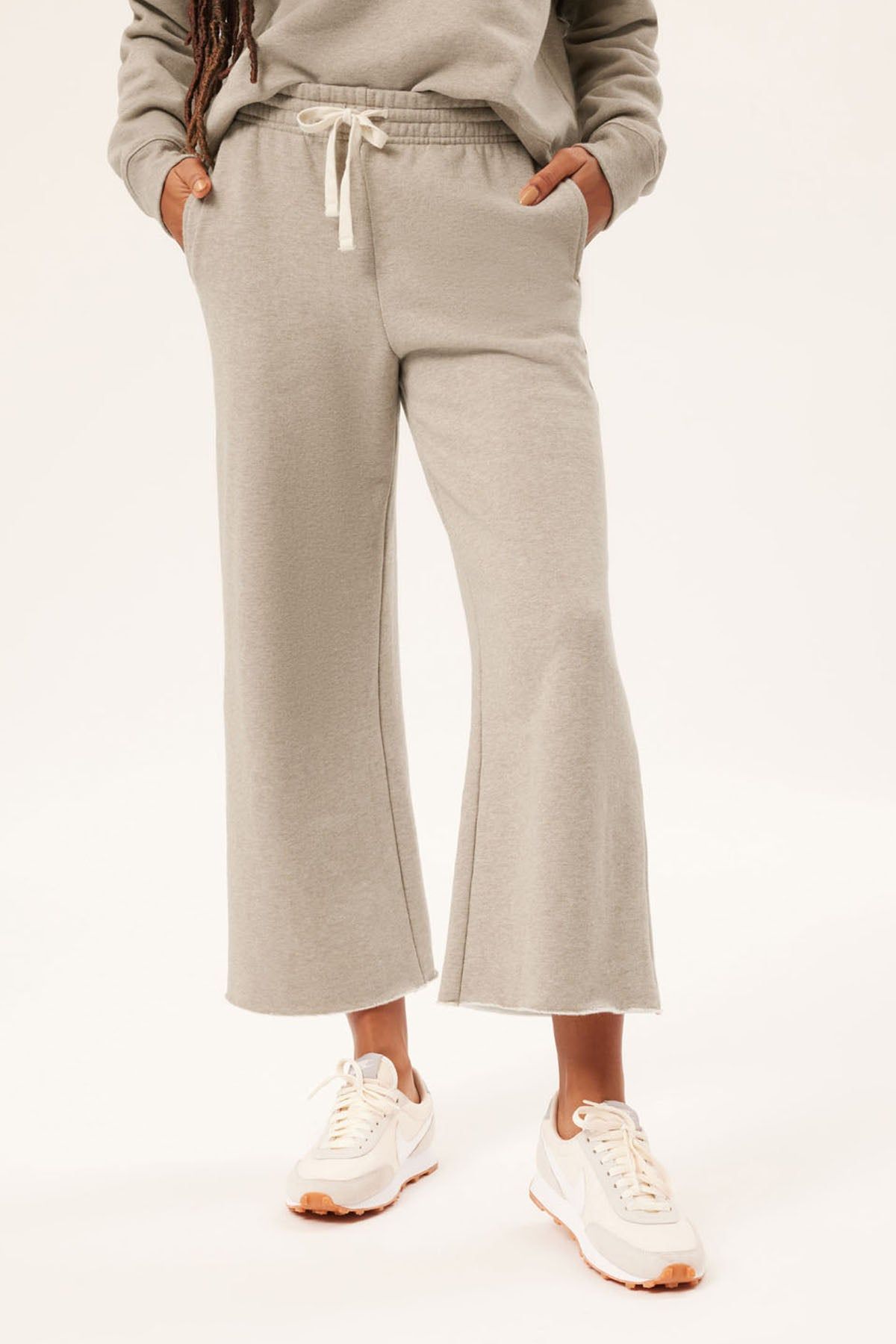 The 17 Best Wide-Leg Sweatpants That Are So Chic | Who What Wear