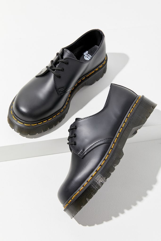 The Preppy Shoe Trend We're Seeing Everywhere RN | Who What Wear
