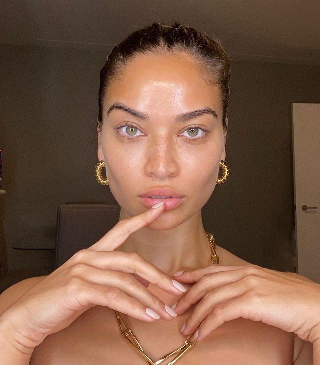 The 11 Best Brightening Face Washes for a Glowing Complexion | Who What ...