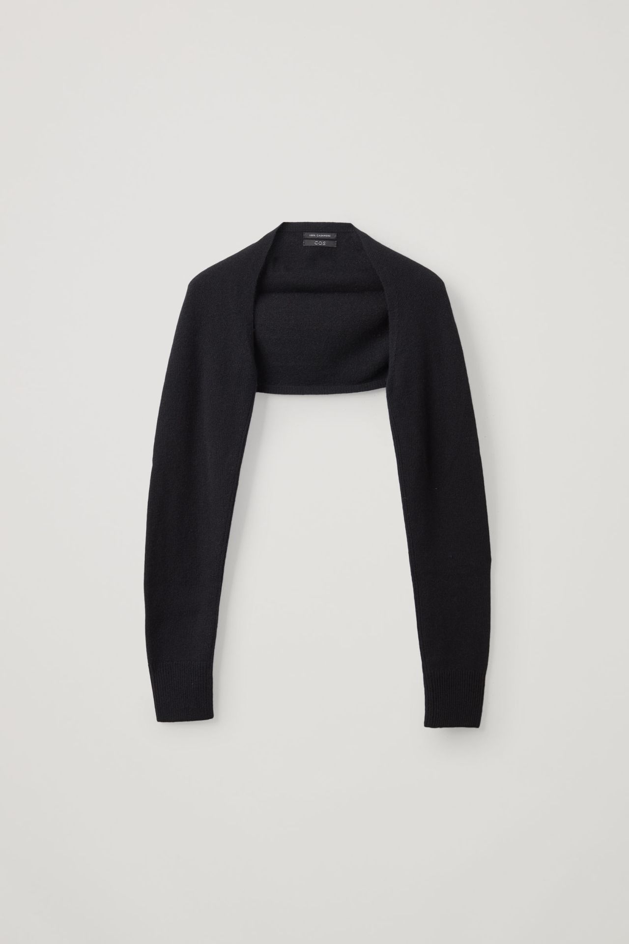 Kendall Jenner Wore the Shrug Trend With Leggings | Who What Wear