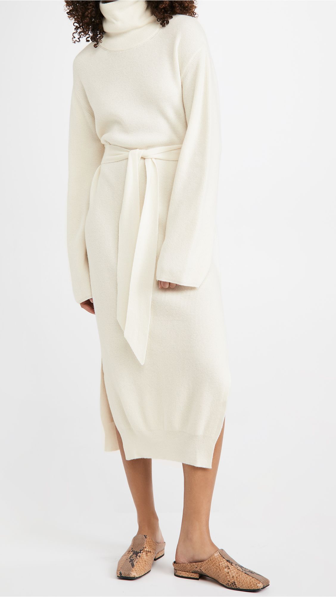 25 White Dresses for Winter That Fit the Season So Well | Who What Wear