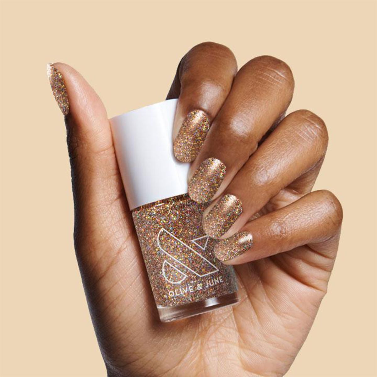 The 20 Best Nail Colors to Wear This December | Who What Wear