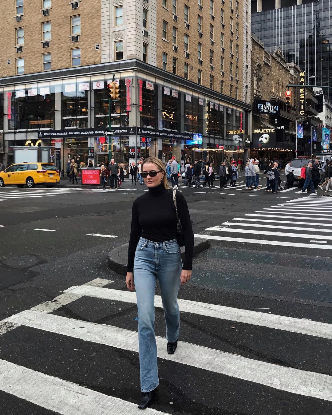 18 Trendy Fashion Essentials a Fashion Girl Swears By | Who What Wear