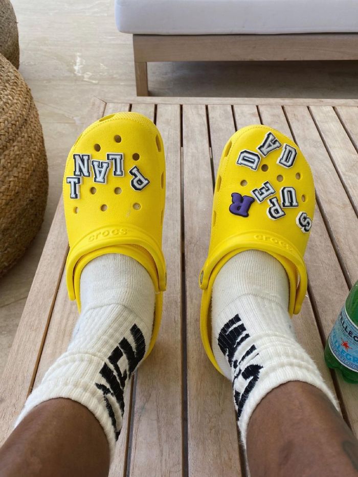 Crocs Shoes Are Set to Be the Footwear Trend of 2021 | Who What Wear UK