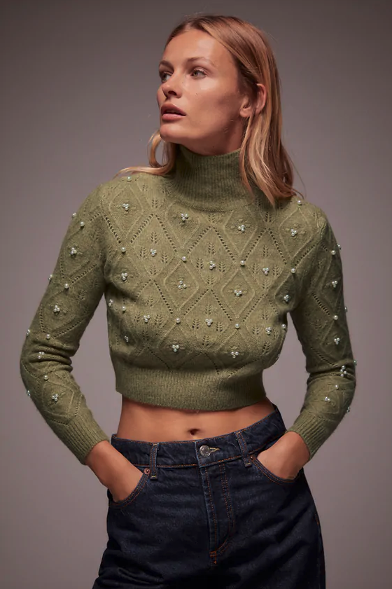 36 Pretty Statement Sweaters to Wear With Your Jeans | Who What Wear