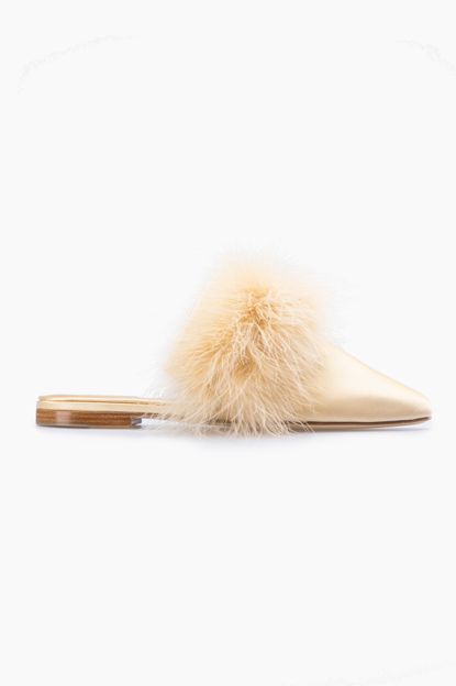 House Slippers Are the Shoe Trend For Homebodies Only | Who What Wear