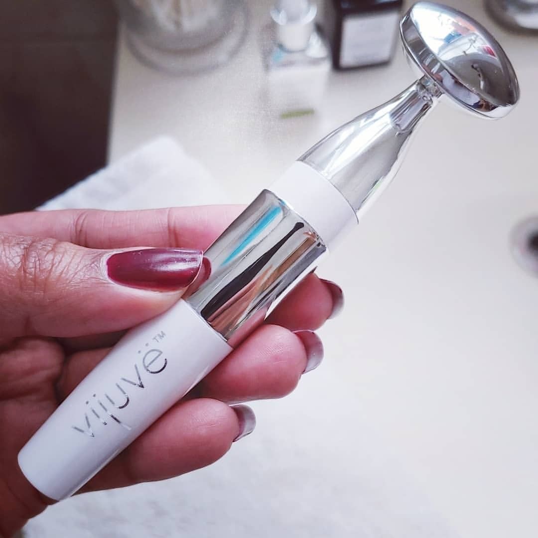 8 At-Home Facial Tools to Achieve a Glow | Who What Wear