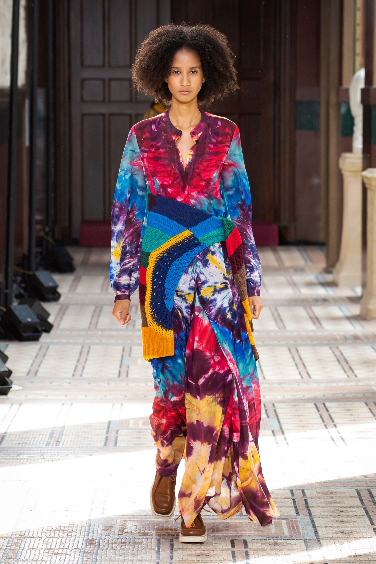 The 5 "Ugly" Fashion Trends That Will Dominate 2021 | Who What Wear