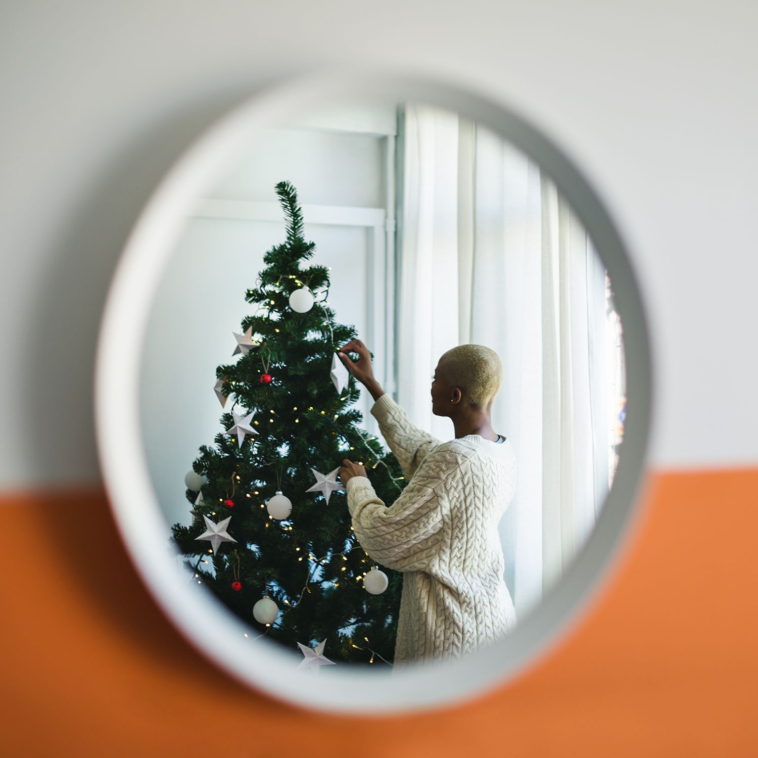 How to Celebrate the Holidays During Quarantine | Who What Wear