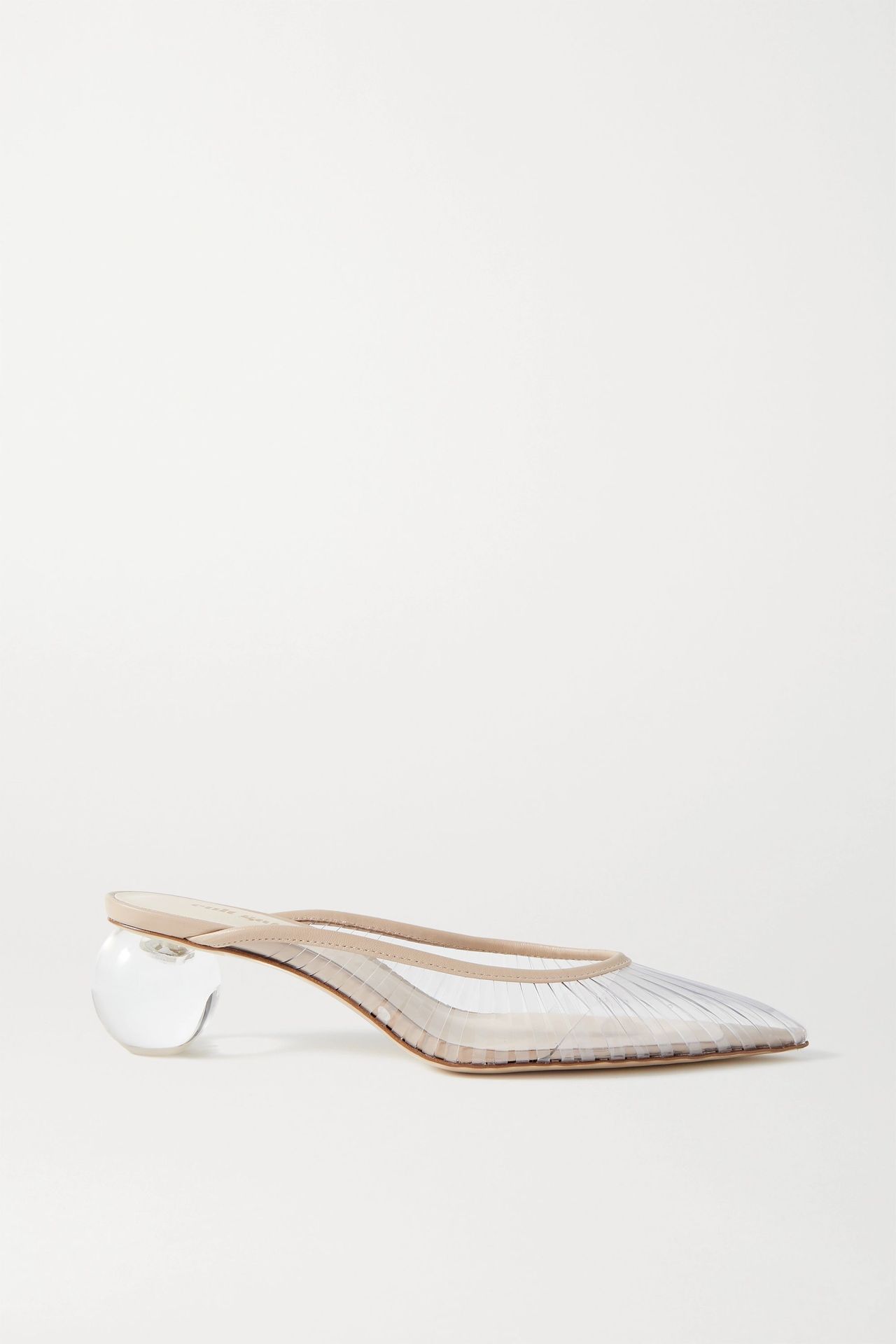 The 6 Best Shoe Brands for Large Sizes | Who What Wear