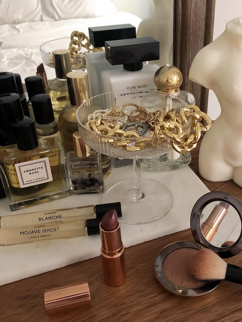 The 15 Best Bergamot Perfumes You'll Want to Wear | Who What Wear