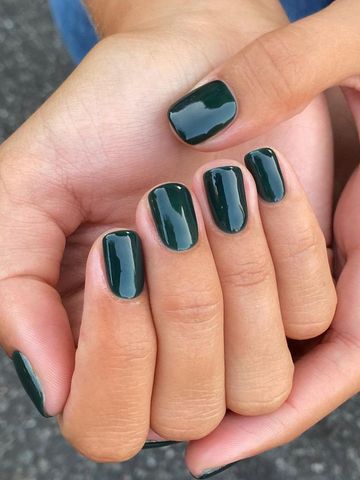 7 January Nail Colors to Wear Right Now | Who What Wear