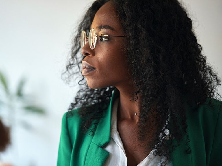 How to Set Realistic Expectations, According to Therapists | Who What Wear