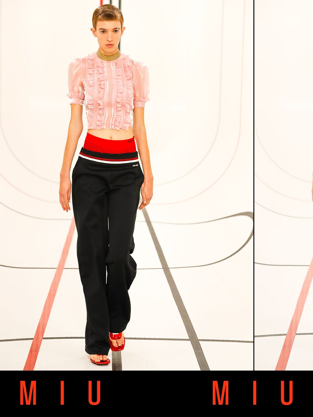 Low-Rise Pants Are Back—Here Are 12 Outfits We Love | Who What Wear