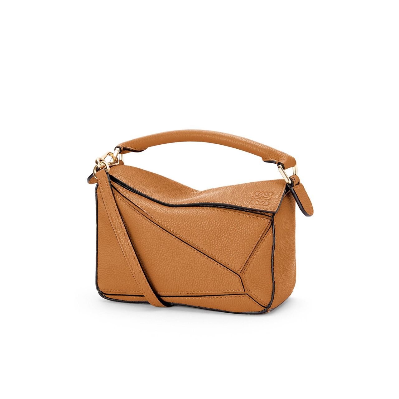 How the Loewe Puzzle Bag Became a Modern-Day Classic | Who What Wear