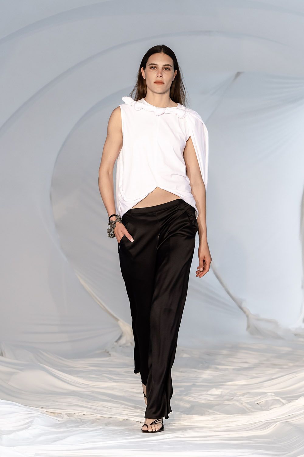 How to Style Low-Rise Pants in 2024 | Who What Wear