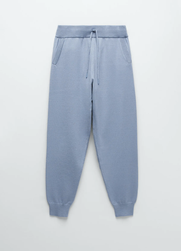 6 Pieces of Relaxed Clothing Fashion People Swear By | Who What Wear