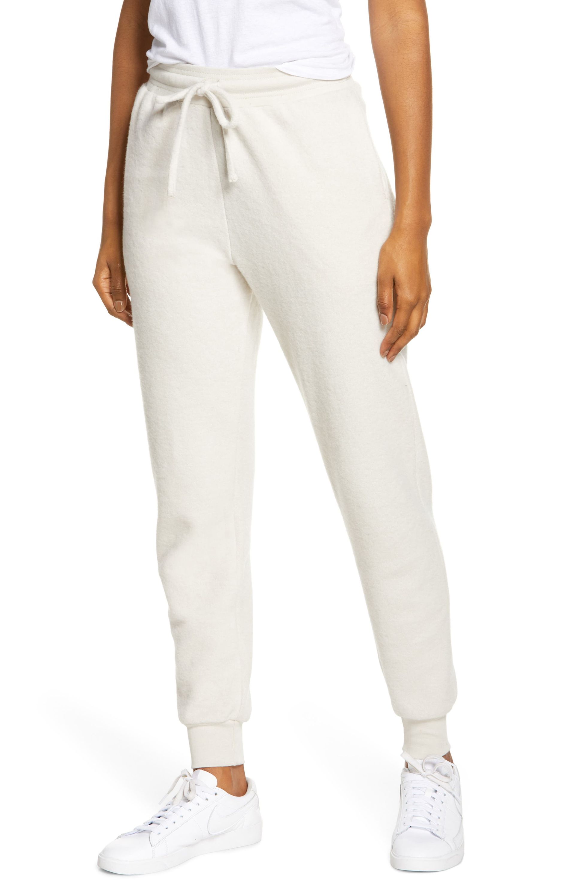 6 Pieces of Relaxed Clothing Fashion People Swear By | Who What Wear