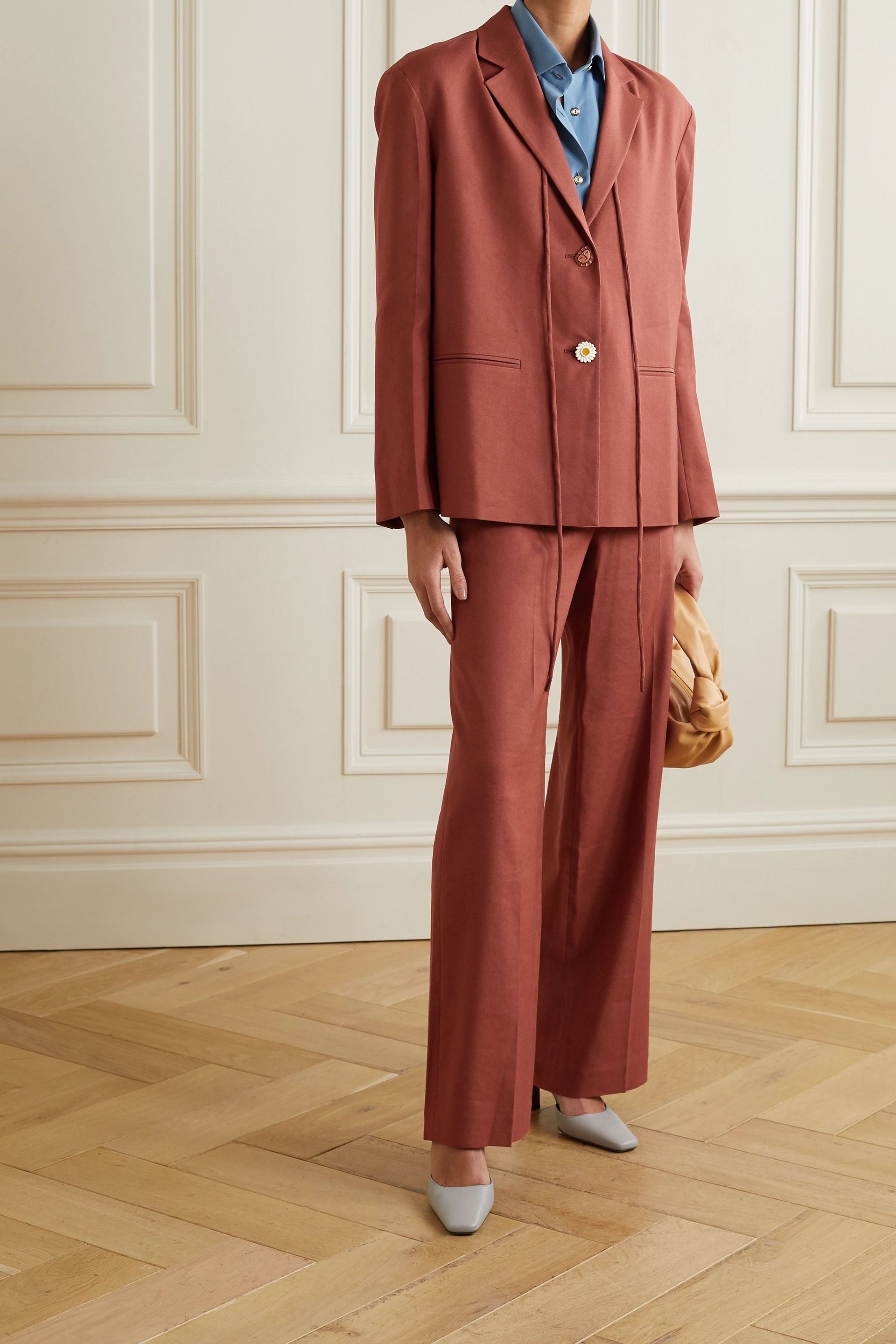 Fashion Editor Style: How to Dress Like an Editor | Who What Wear