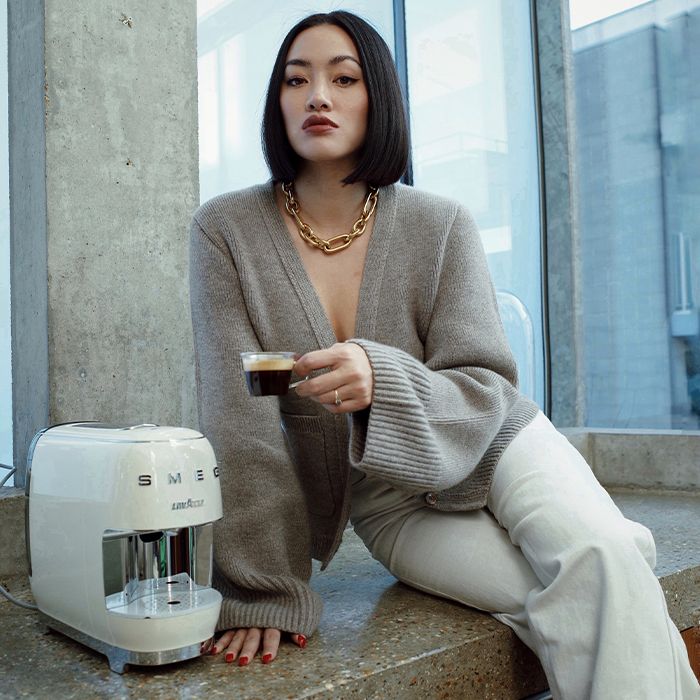 8 Spring Outfits Industry Insiders Are Wearing at Home | Who What Wear