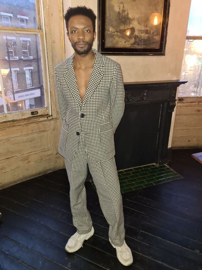 It’s a Sin’s Omari Douglas Is the Most Stylish Man on TV | Who What Wear