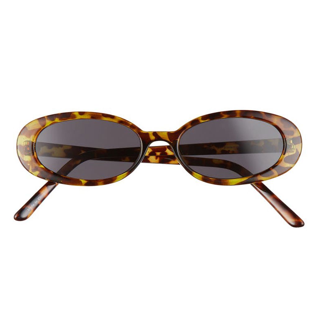 9 Items Women Are Buying to Look Fashion Forward | Who What Wear