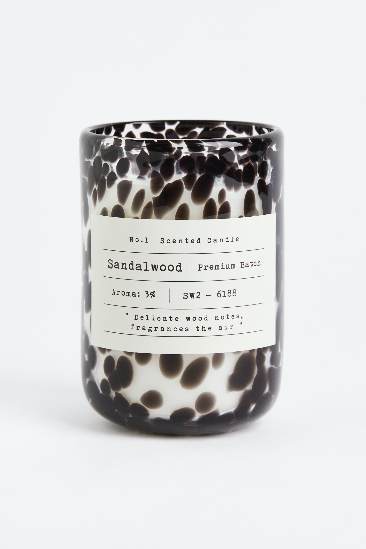 The 15 Best Cheap Candles That Look and Smell So Good | Who What Wear