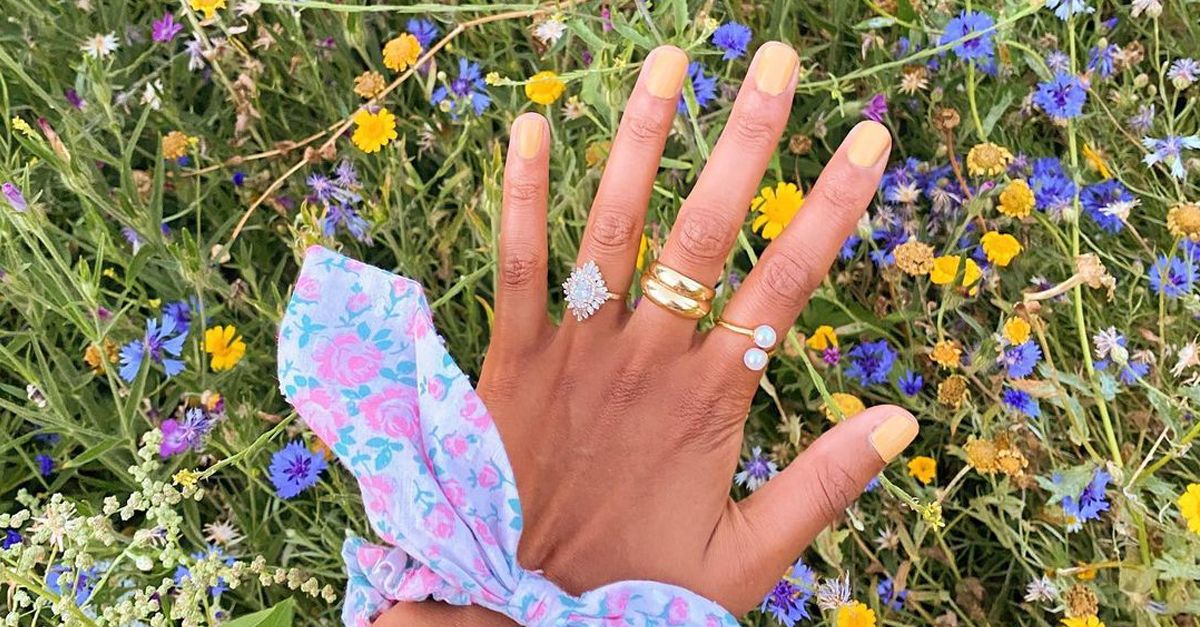 The 8 Best Spring Nail Colours to Wear | Who What Wear