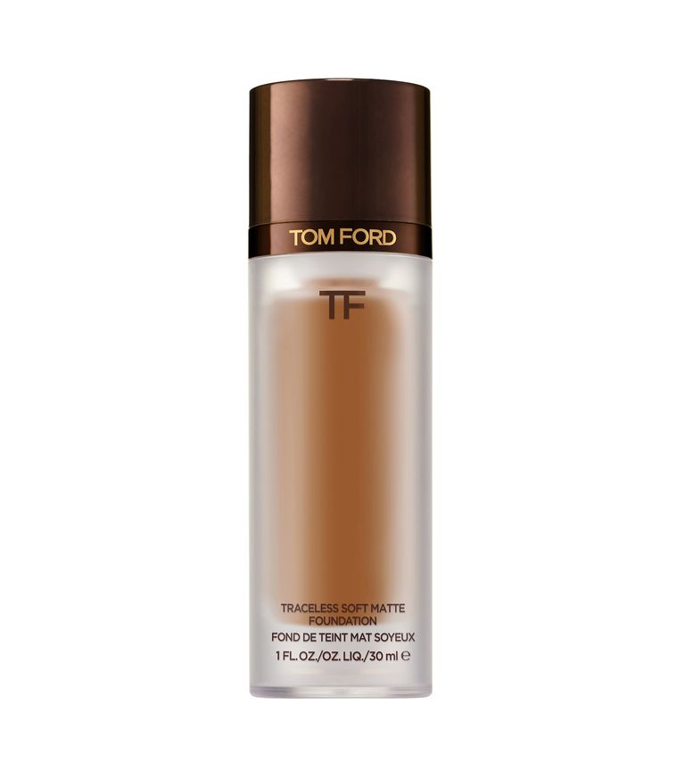 The 18 Best Liquid Foundations, According to Makeup Artists | Who What Wear