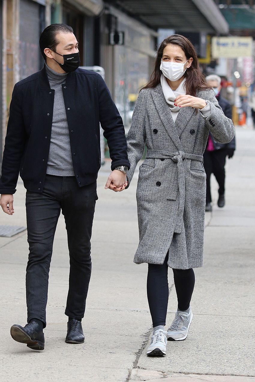 The Affordable Sneakers Katie Holmes Is Wearing All Over | Who What Wear