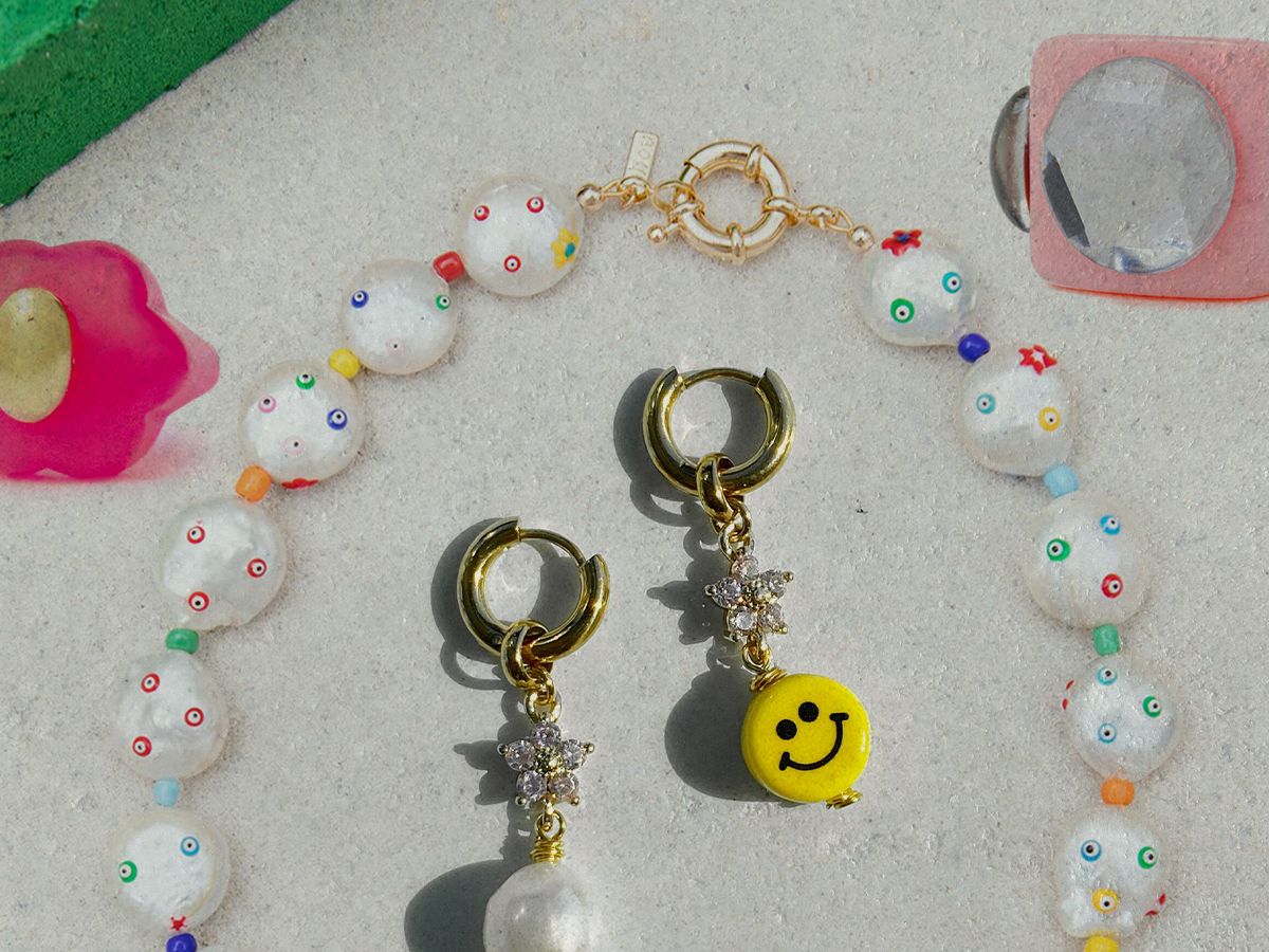 These 4 Jewelry Brands Are Bringing the 2000s Back | Who What Wear