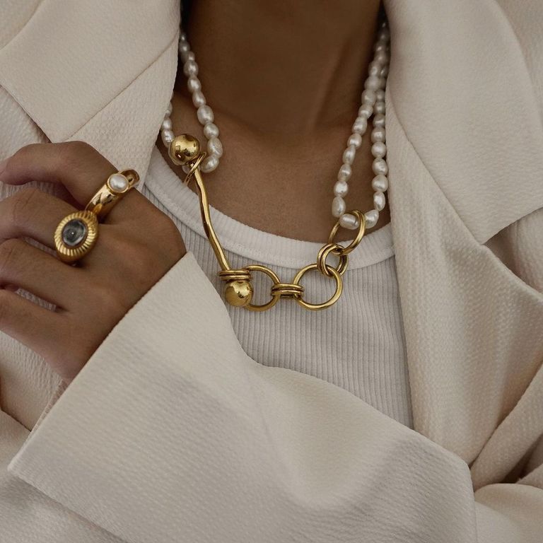 26 Modern Jewelry Pieces That Will Earn Compliments | Who What Wear