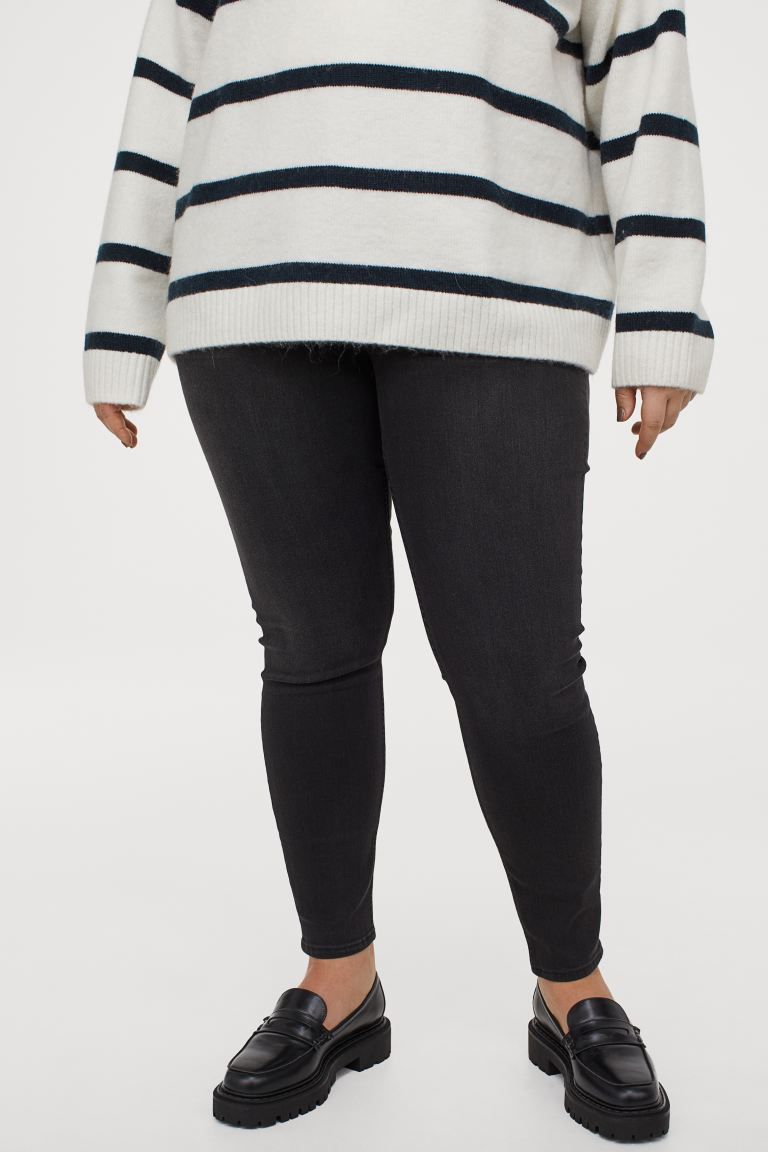 The 29 Best Pull-On Jeans That Are Stylish and Comfortable | Who What Wear