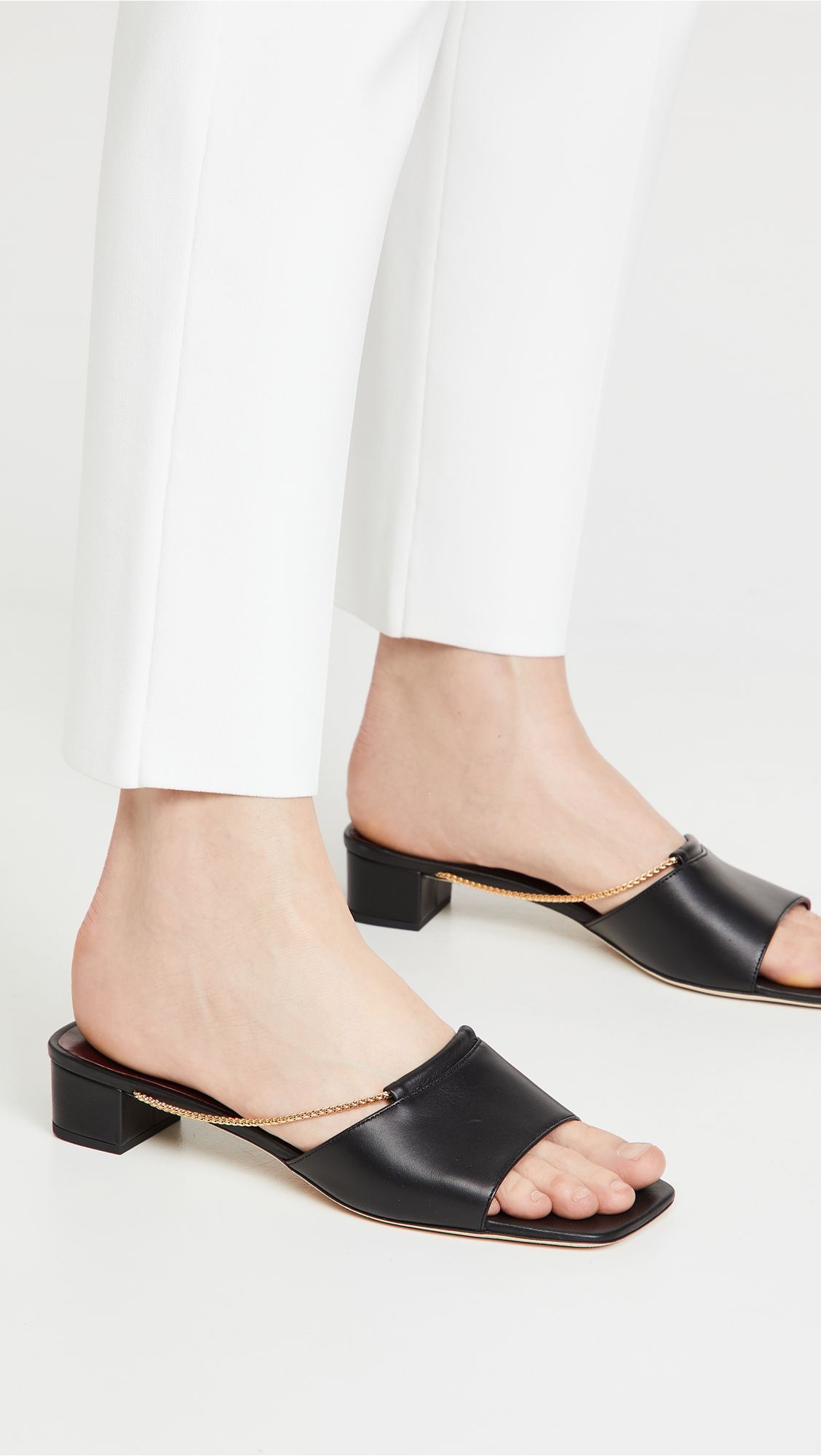 The 25 Best Low-Heel Sandals That Are Comfortable and Chic | Who What Wear