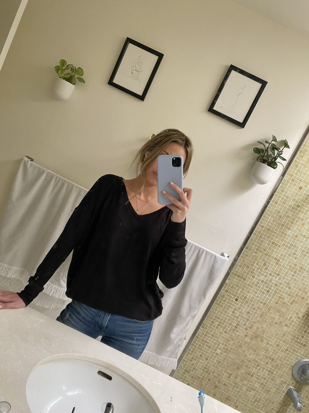 The 3 Best V-Necks on Amazon, Hands Down | Who What Wear