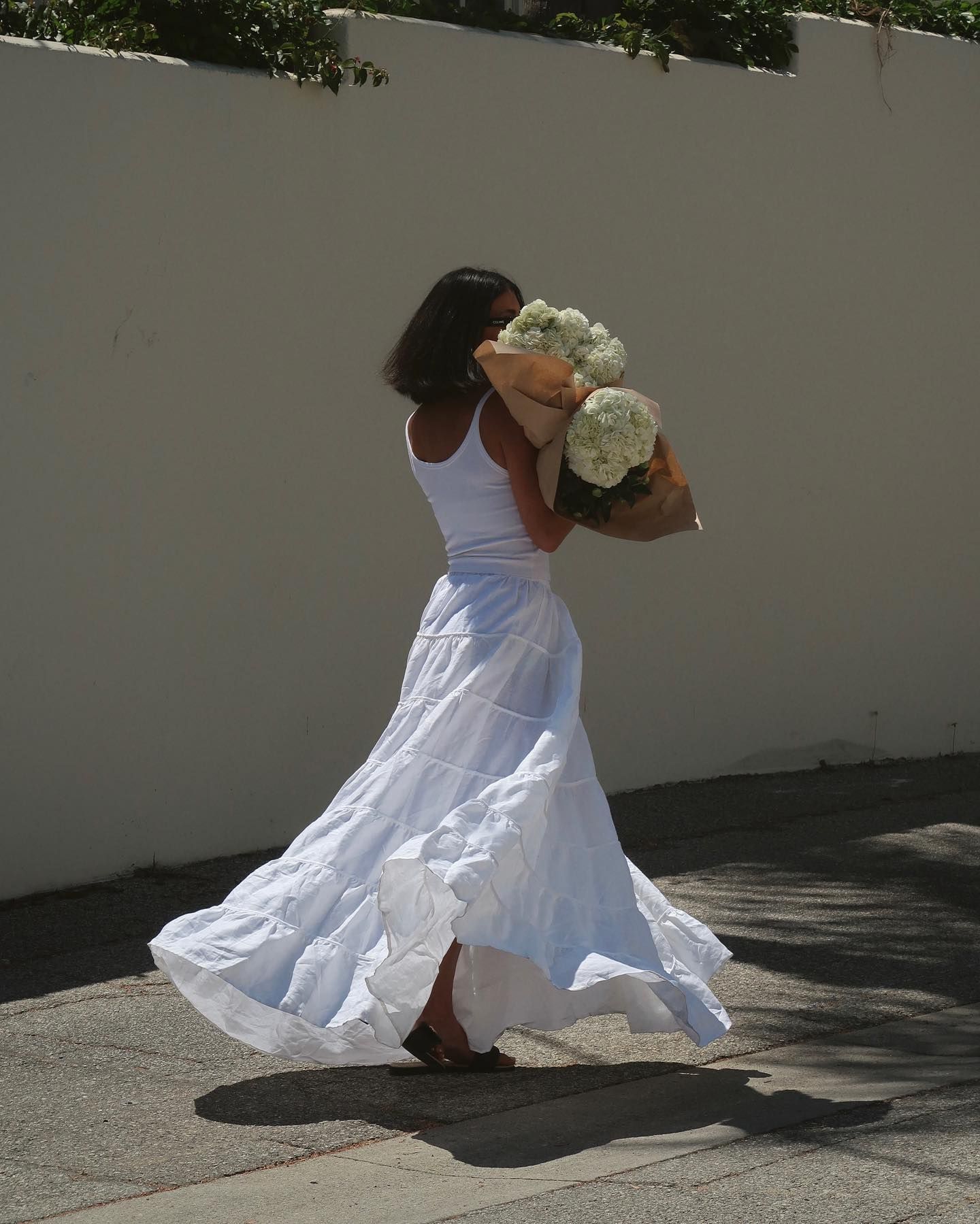 9 Stylish Outfits to Wear for Warm Weather | Who What Wear