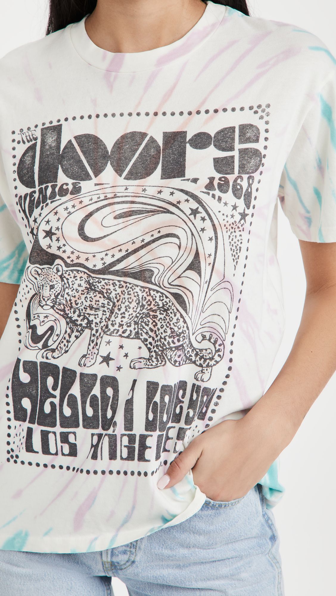 8 Band-Tee Outfits Fashion Girls Wear From London to L.A. | Who What Wear